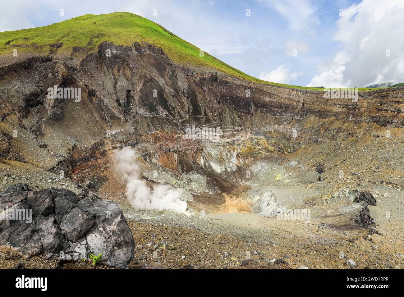 With tompaluan active crater hi-res stock photography and images - Alamy