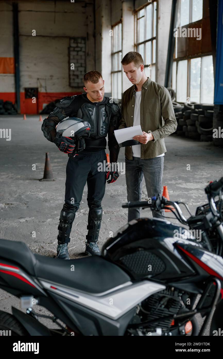 School rules list hi-res stock photography and images - Alamy