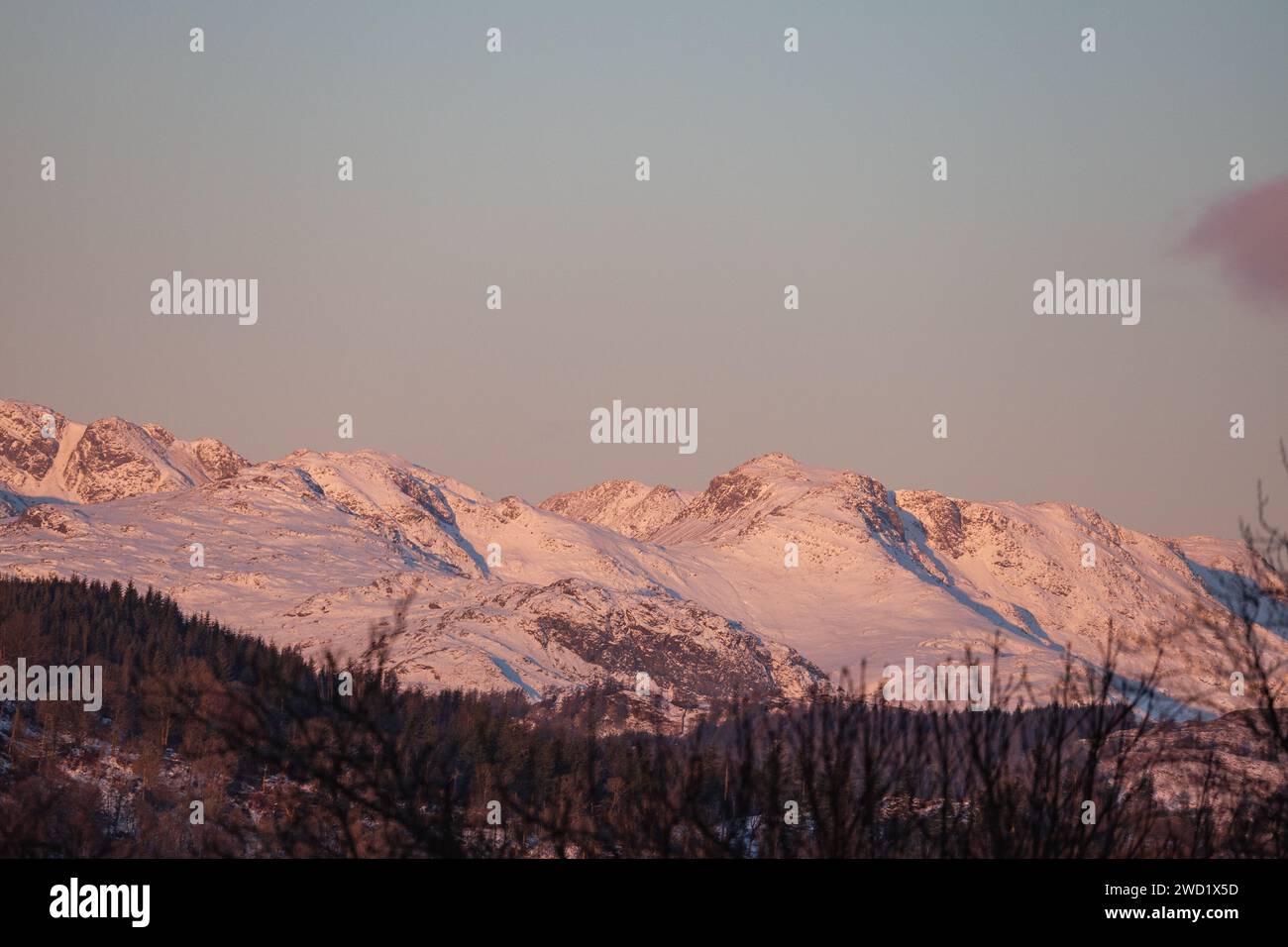Cumbria, UK. 18th Jan, 2024. UK Weather. Sunrise over the freezing snow ...