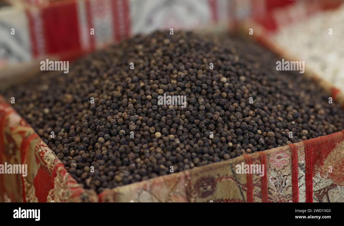 Bunch of black pepper, tiny round food ingredient, spice, seasoning ...