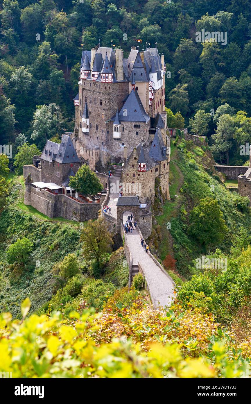 Scenic view on Eltz castle, Wierschem, Germany Stock Photo - Alamy
