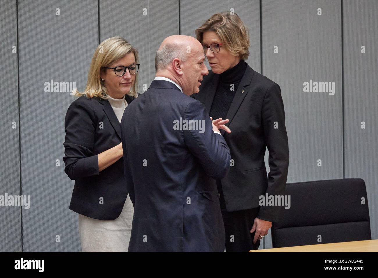 Berlin, Germany. 18th Jan, 2024. Martina Klement (l), State Secretary ...