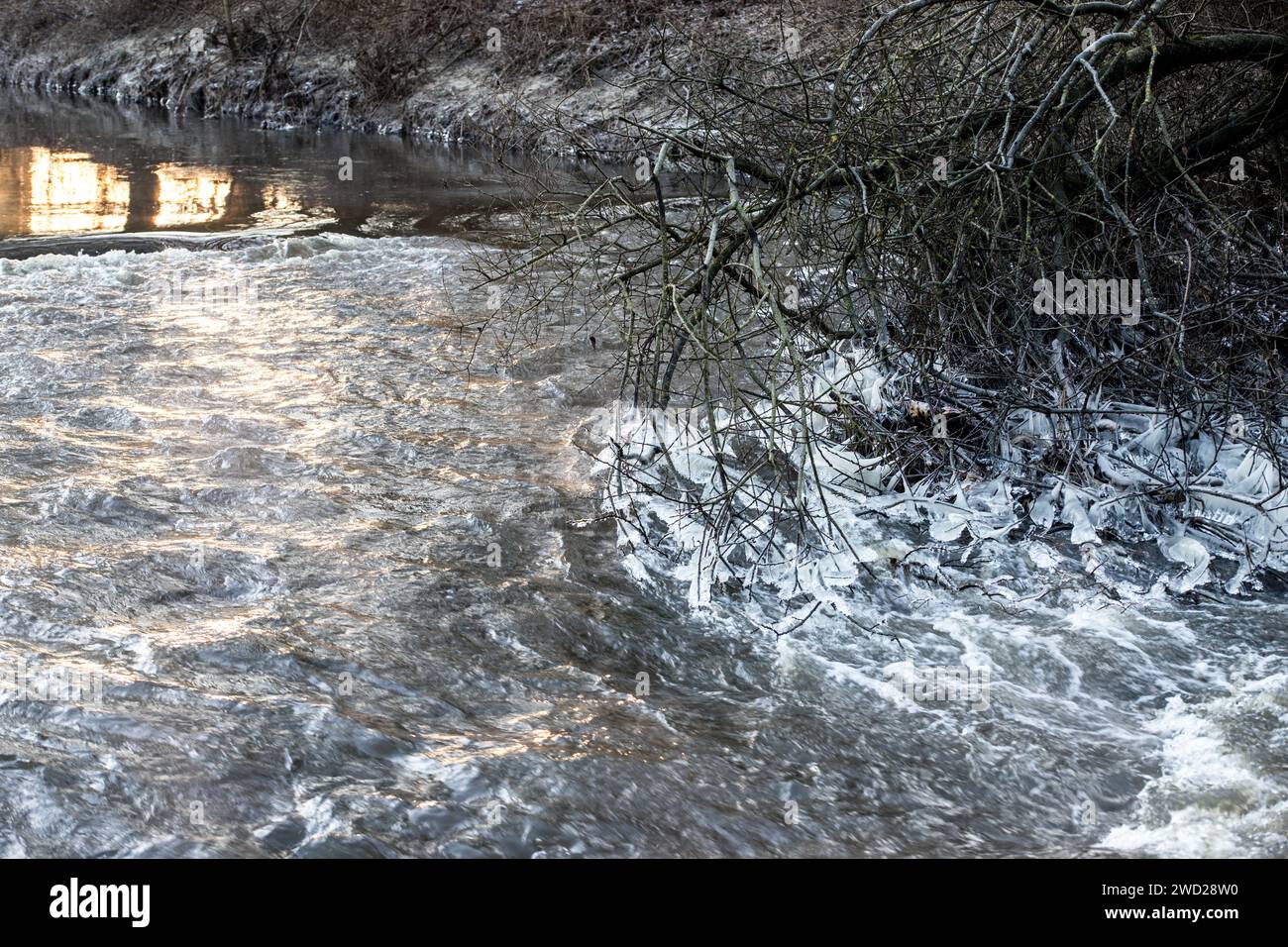 Fluss mit hi-res stock photography and images - Alamy