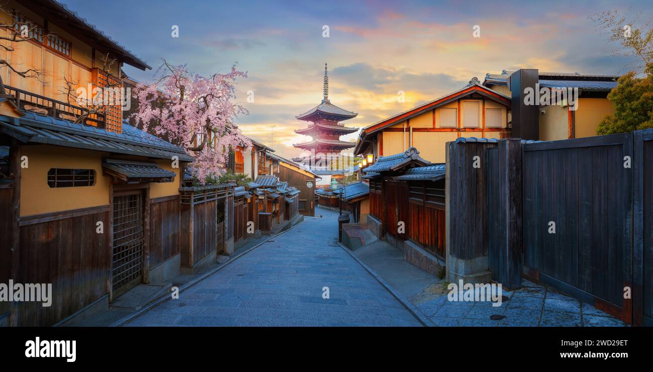 Kyoto, Japan - March 30 2023: The Yasaka Pagoda known as Tower of ...