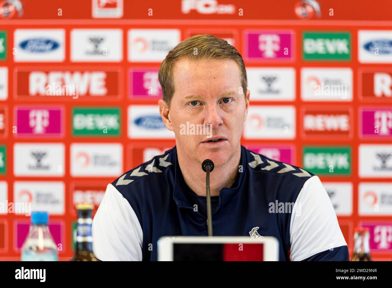 Trainer reker hi-res stock photography and images - Alamy
