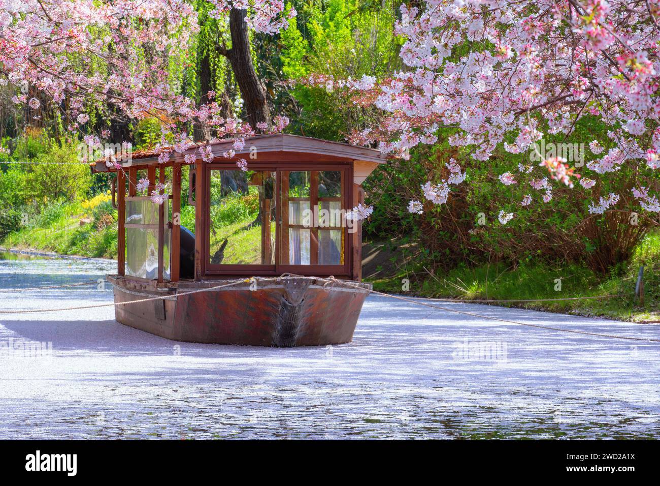 Fushimi jikkokubune boat cruise hi-res stock photography and images - Alamy