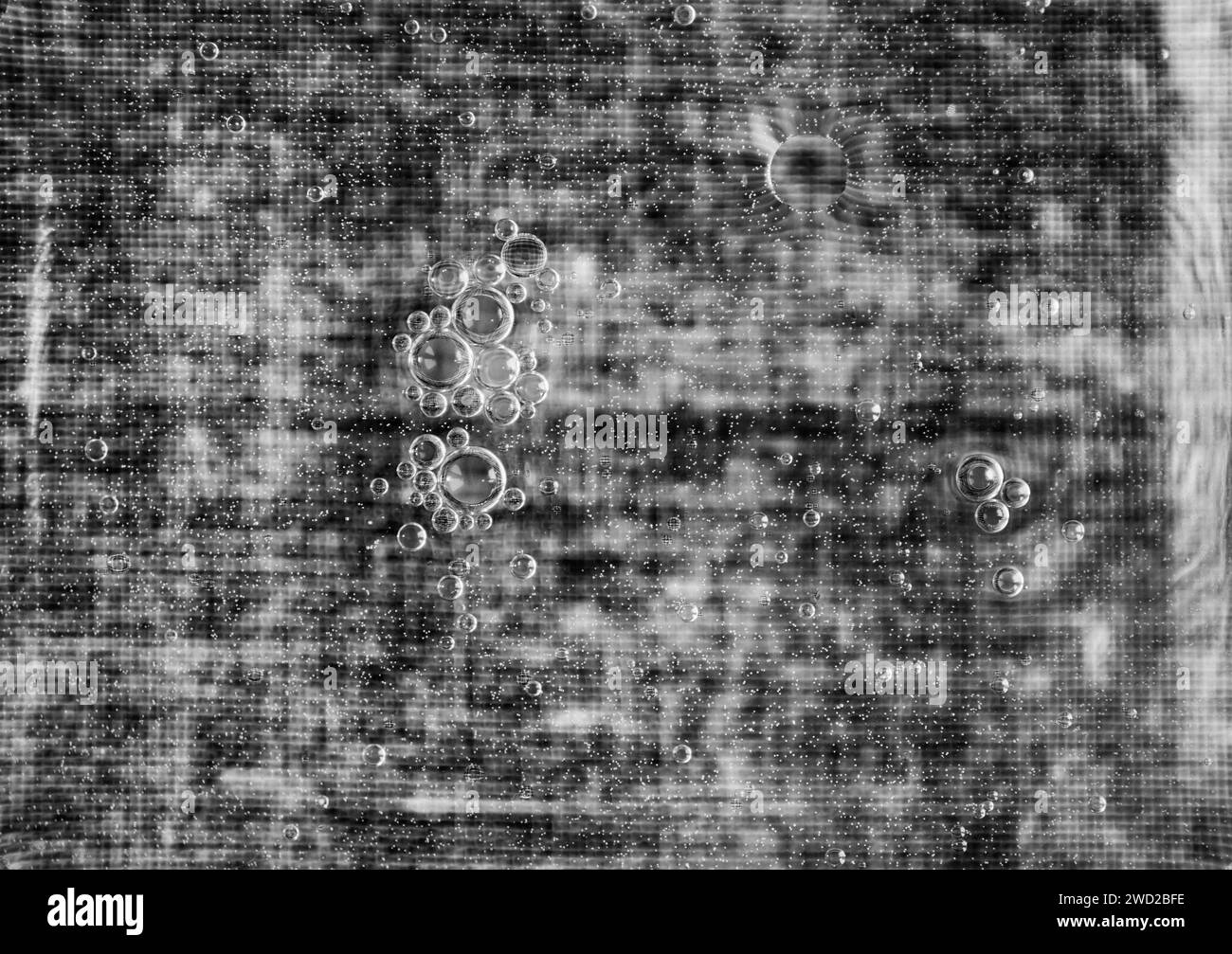 Oil bubbles water Black and White Stock Photos & Images - Alamy