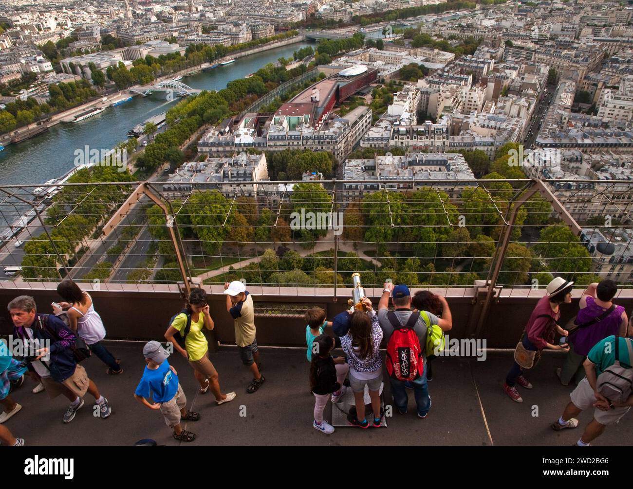 Eiffel tower panoramic hi-res stock photography and images - Alamy