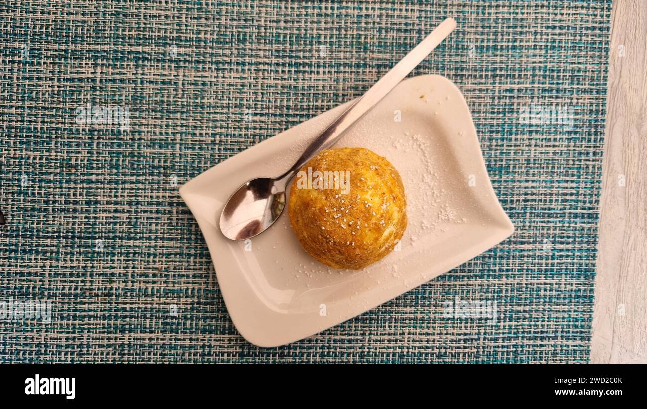 A Top view of Eismarillenknodel, traditional Austrian dessert Stock ...