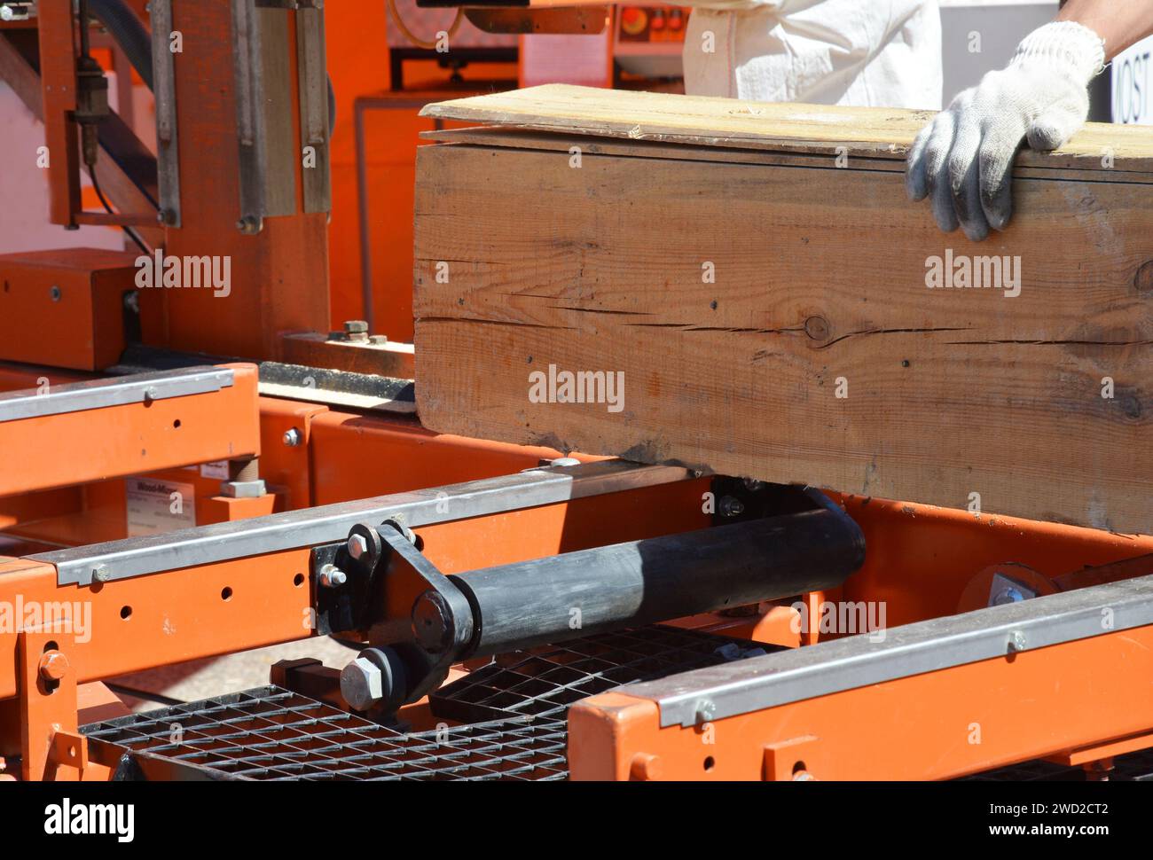 Timber cants hi-res stock photography and images - Alamy