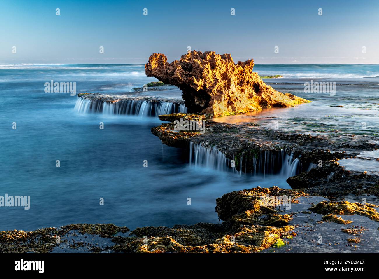 Outstanding rock formation of Dragon Head on Mornington Peninsula Stock ...