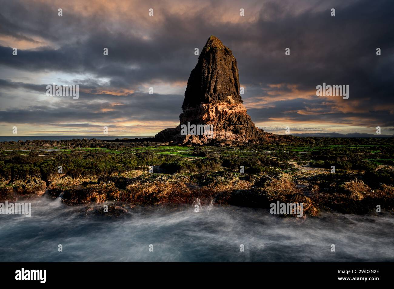 Evening light on Pulpit Rock at Cape Schnack Stock Photo - Alamy