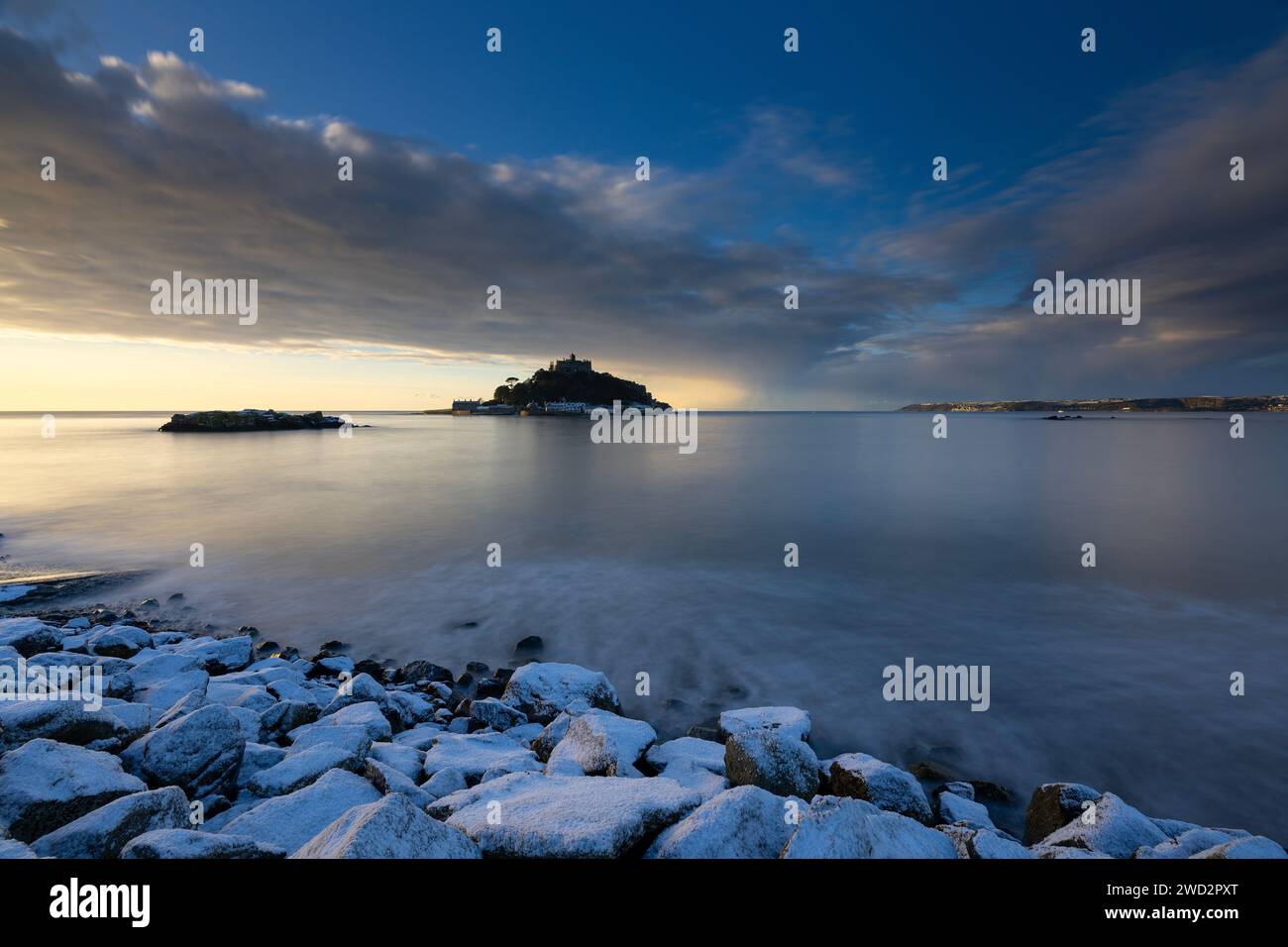 St.Michaels Mount January Snow Stock Photo - Alamy