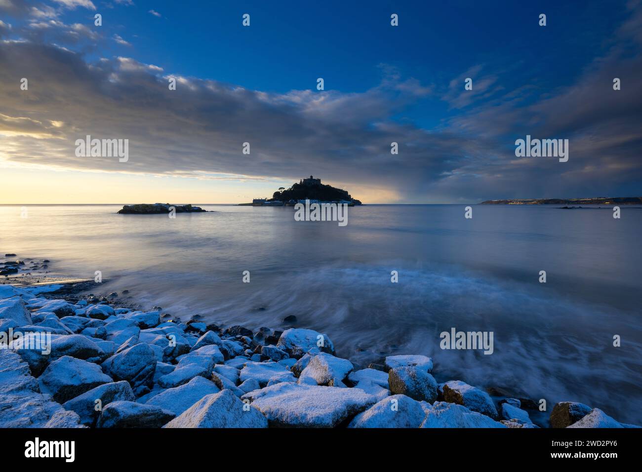 St.Michaels Mount January Snow Stock Photo - Alamy
