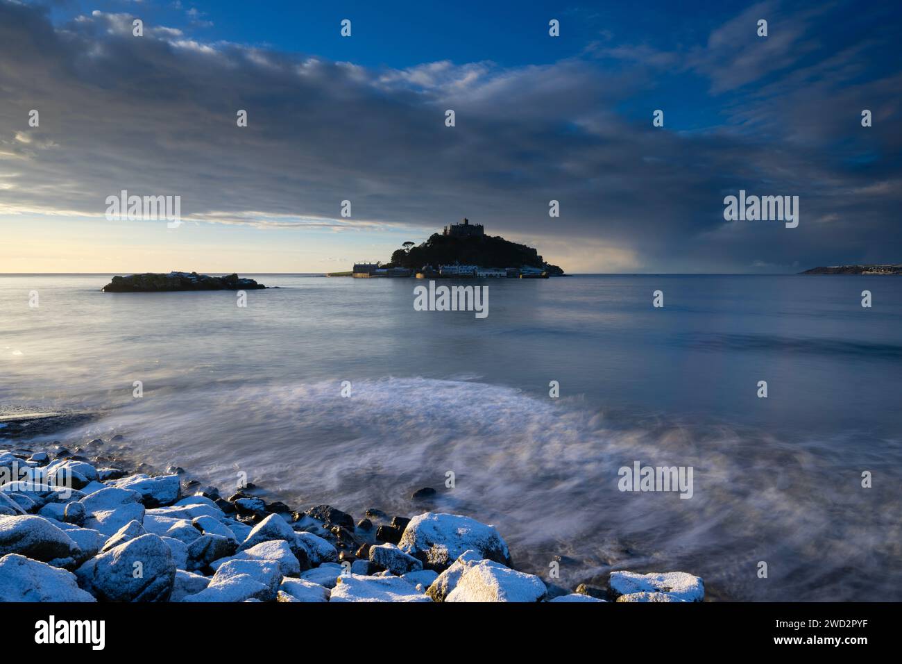 St.Michaels Mount January Snow Stock Photo - Alamy