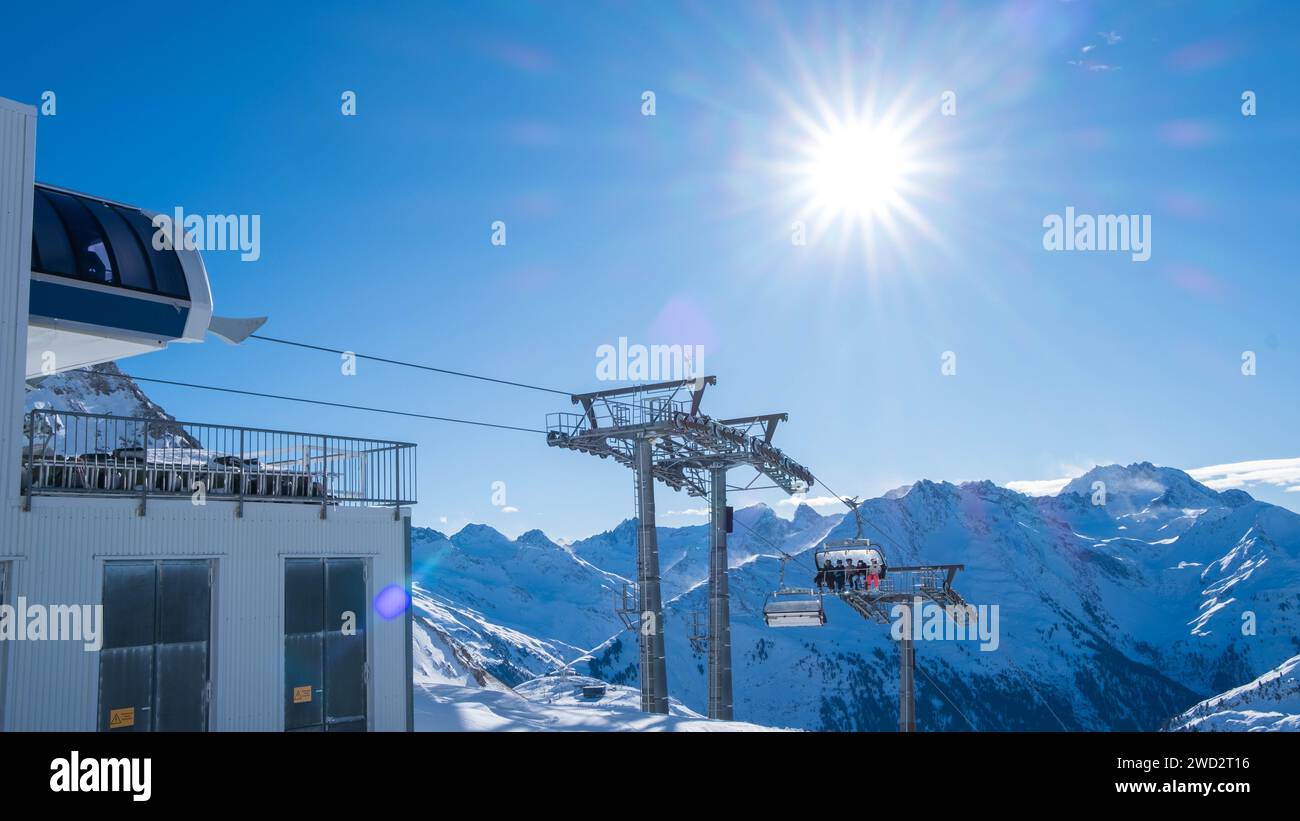 Top station of Arlenmähderbahn in Sankt Anton Ski resort, chairlift ...