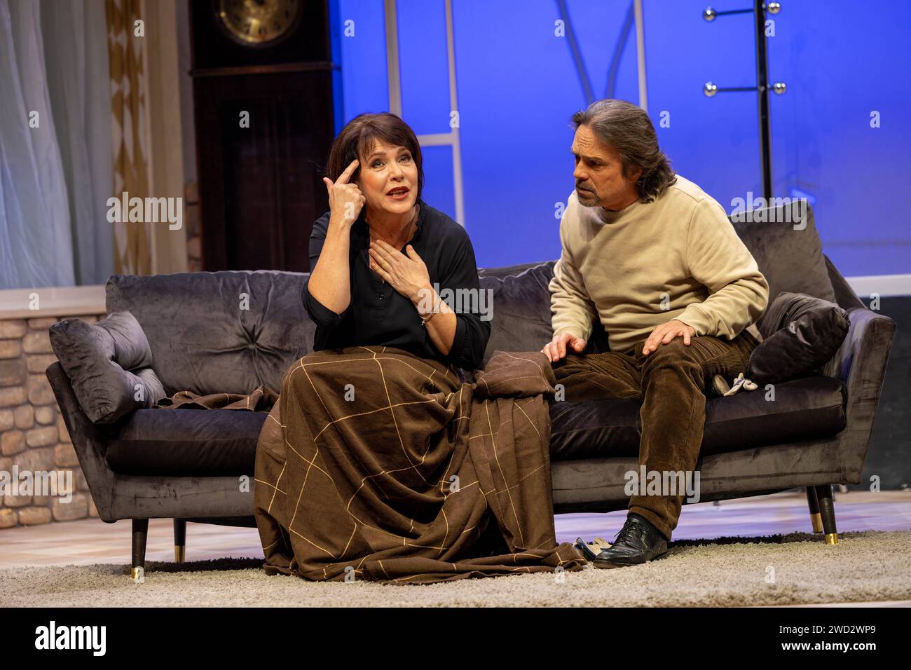 Janina Hartwig, Sebastian Goder Das Huhn auf dem Rücken, , am 17.01. ...