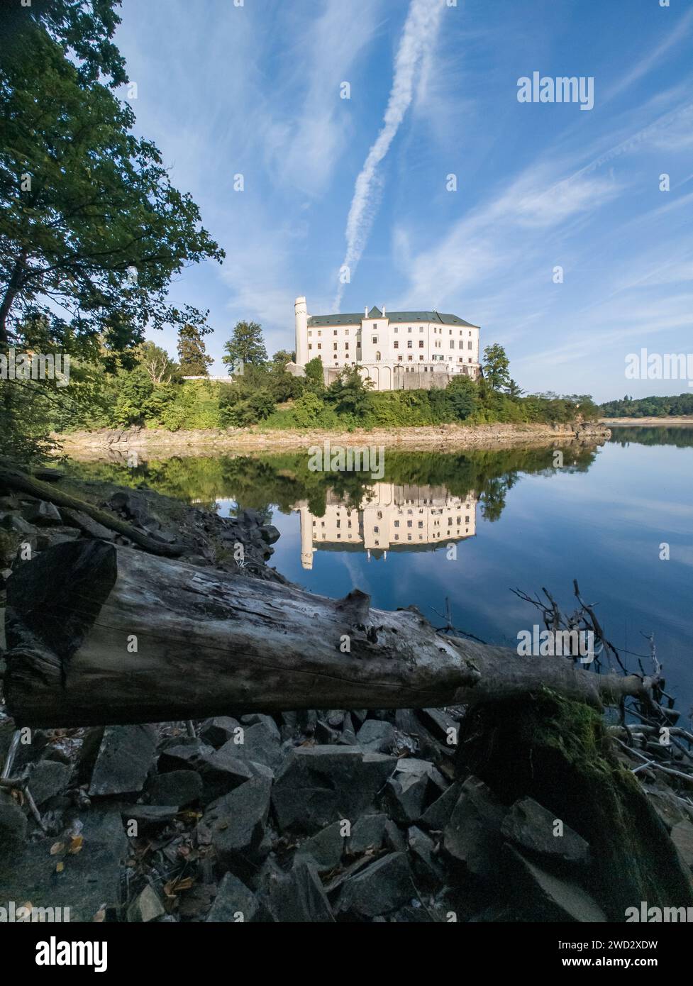 Orlik castle hi-res stock photography and images - Alamy