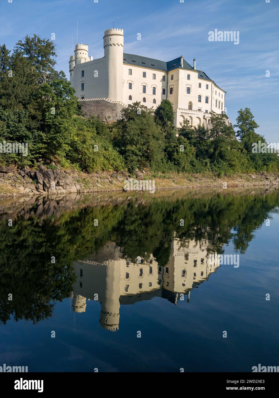 Orlik castle hi-res stock photography and images - Alamy