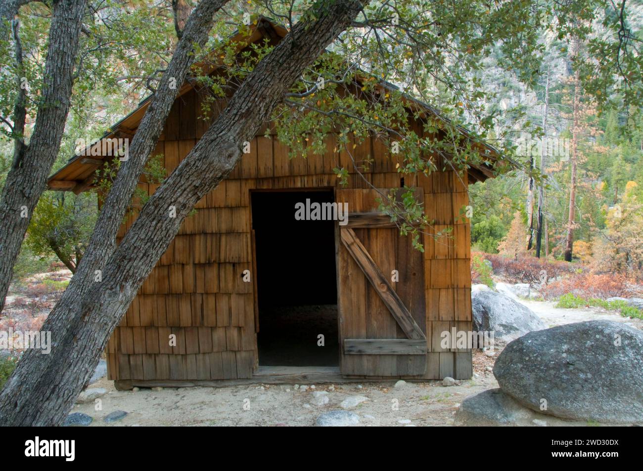 Knapp cabin hi-res stock photography and images - Alamy