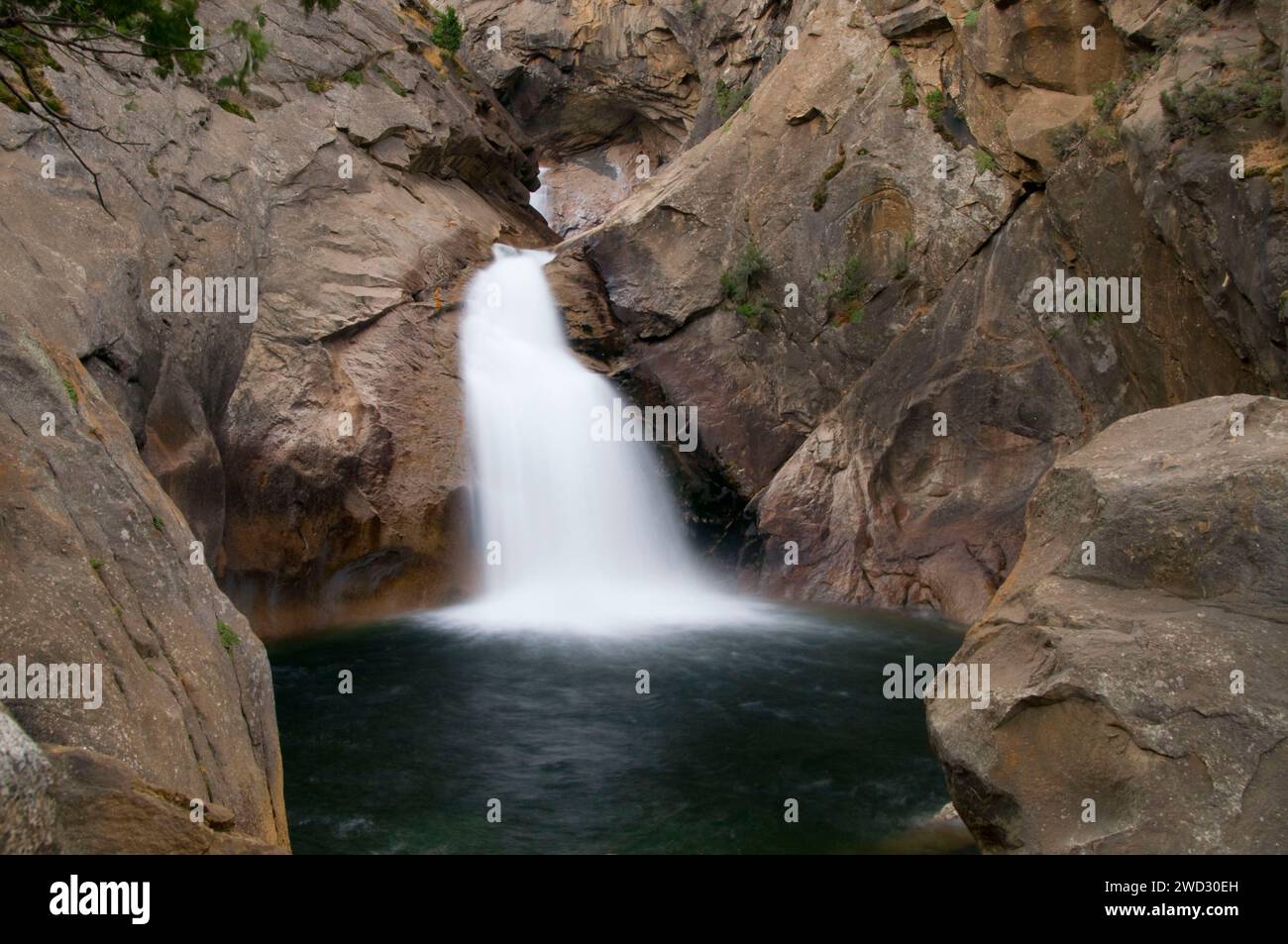Roaring River Falls, Kings Canyon National Park, California Stock Photo ...