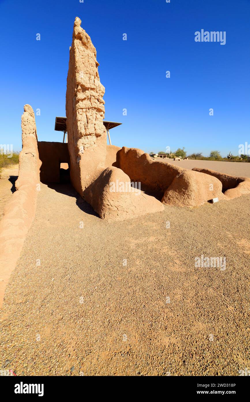 Ancient Casa Grande Ruins National Monument of the Pre-columbian ...