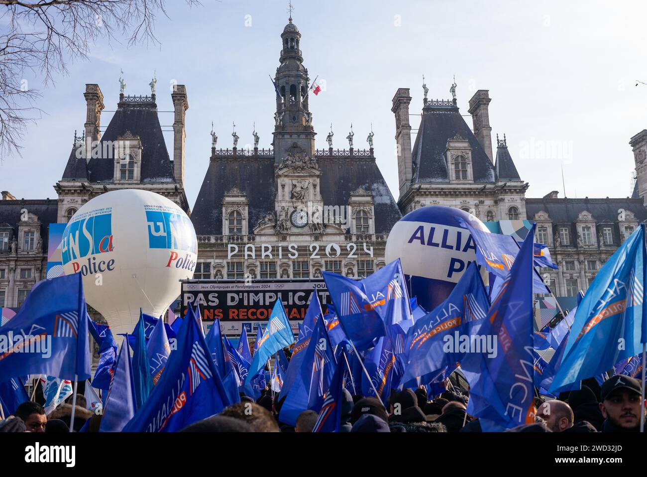 Paris, France. 18th Jan, 2024. Rally called by French police unions to ...