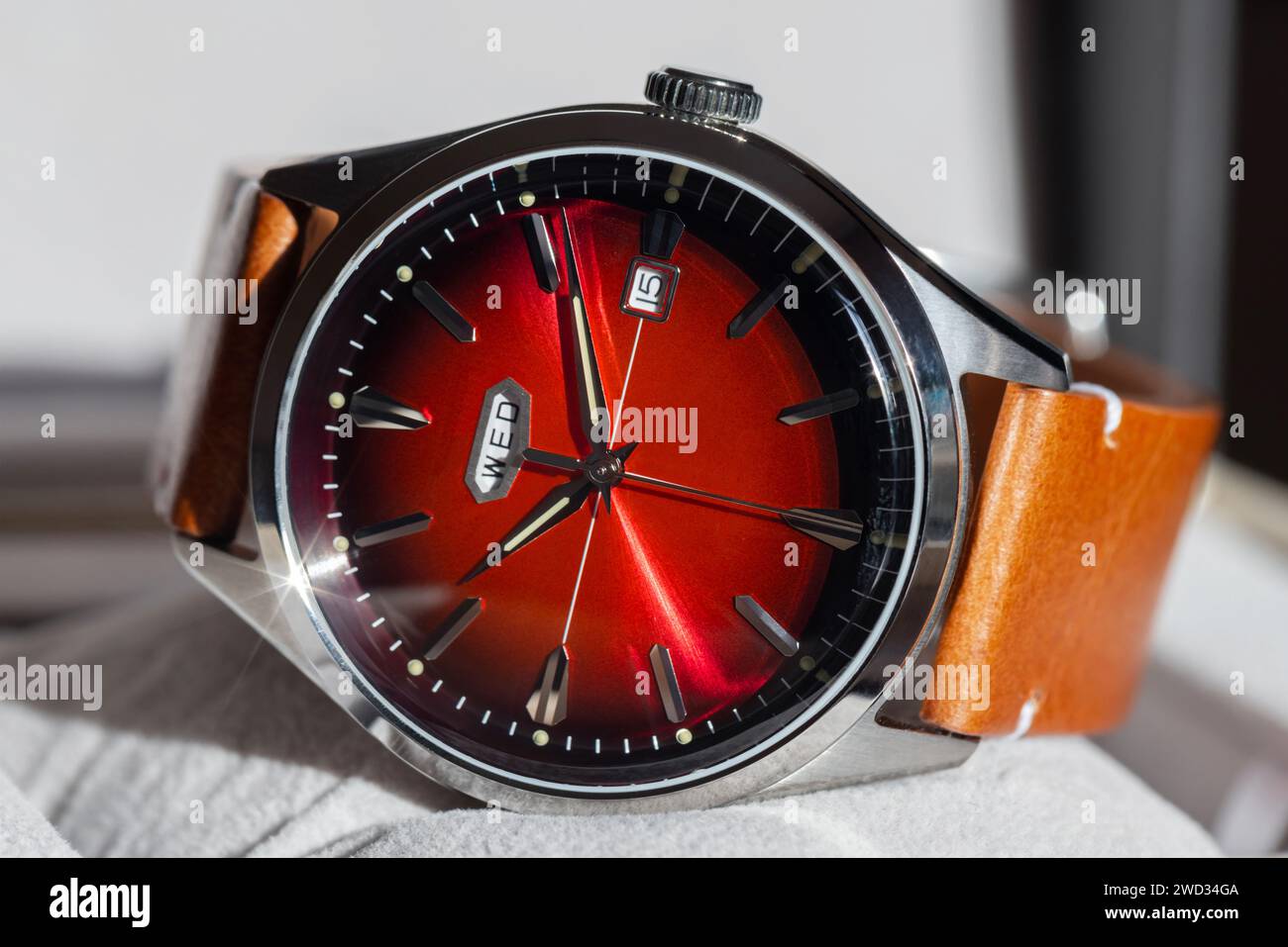 Mechanical Automatic Calendar Gents Watch with red clock face, closeup ...