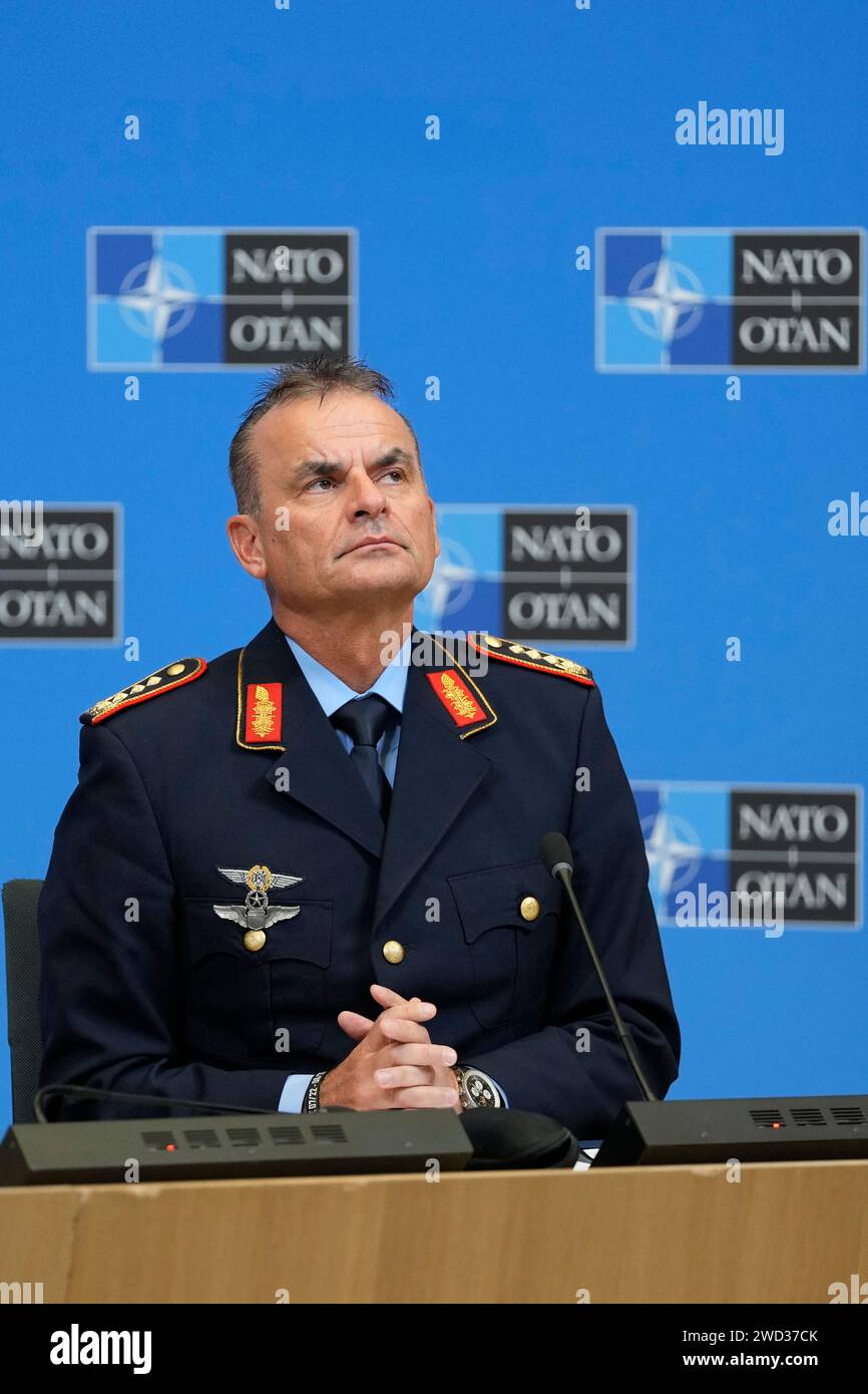 Supreme Allied Commander Transformation General Chris Badia addresses a ...