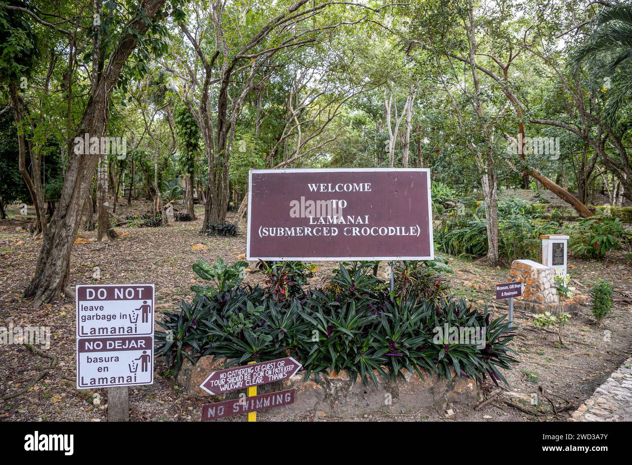 Belize, Lamanai, Welcome sign on the site Stock Photo - Alamy