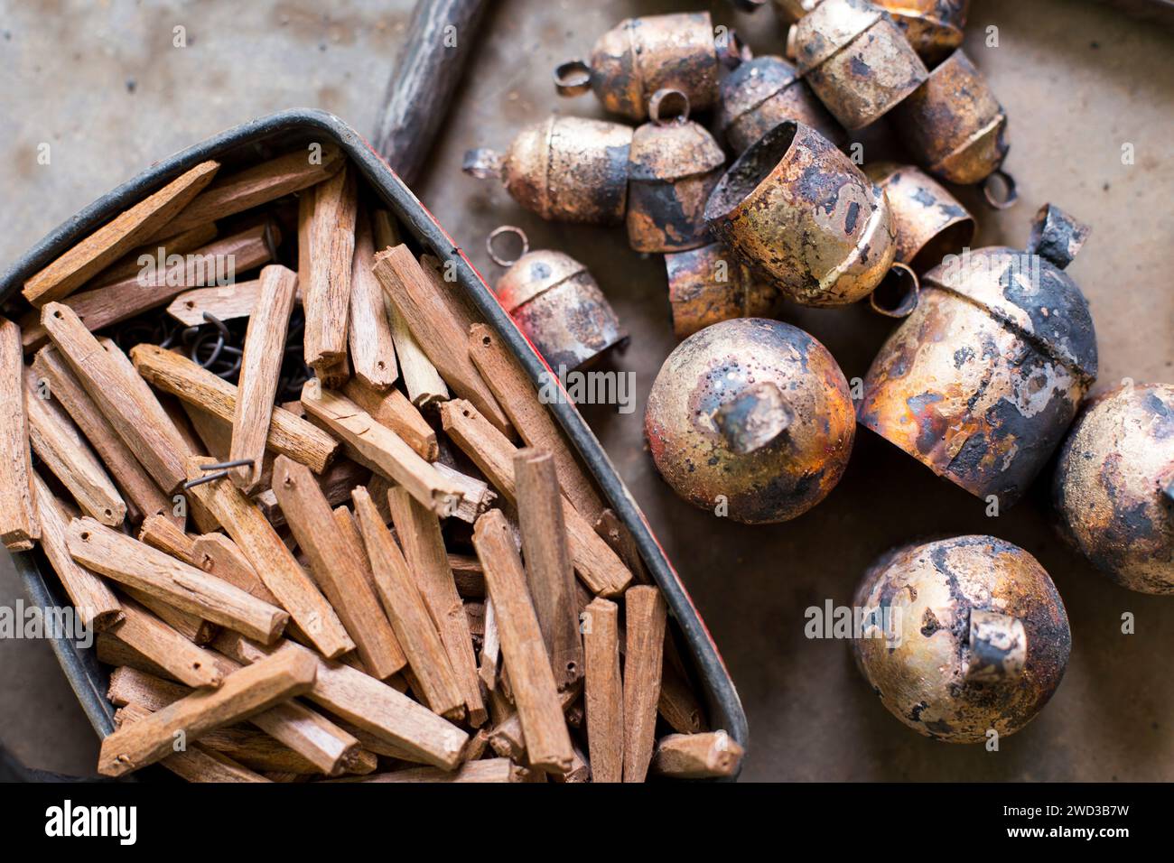 Handmade copper bells of Nirona from the Kutch Region Stock Photo - Alamy