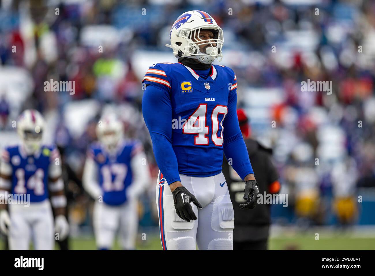 Buffalo Bills linebacker Von Miller (40) warms up before an NFL wild-card playoff football game ...