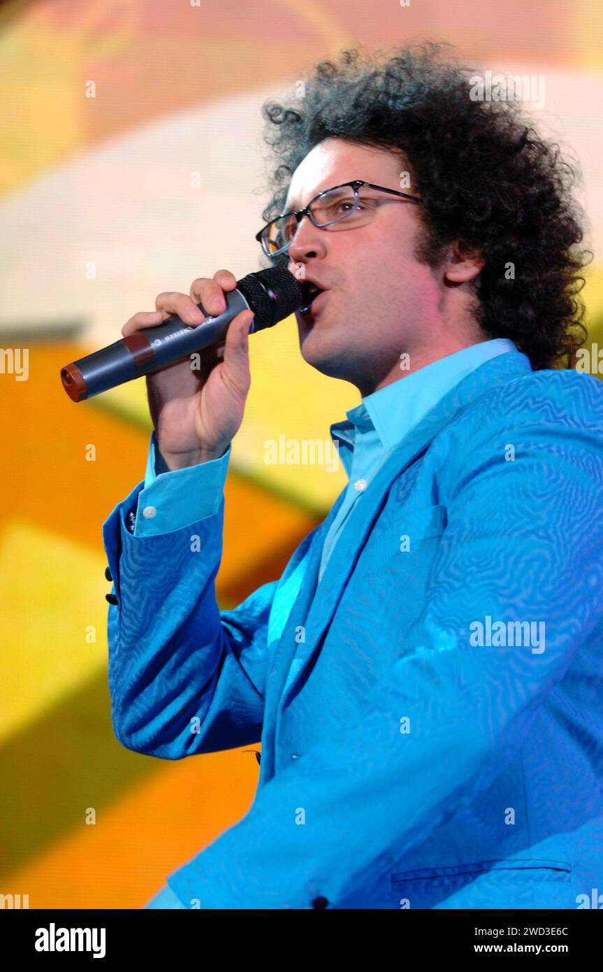 Simone cristicchi foto hi-res stock photography and images - Alamy