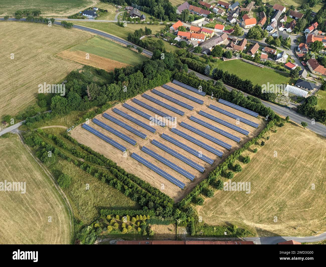 Modern solar power plant, photovoltaic panels green energy electricity ...