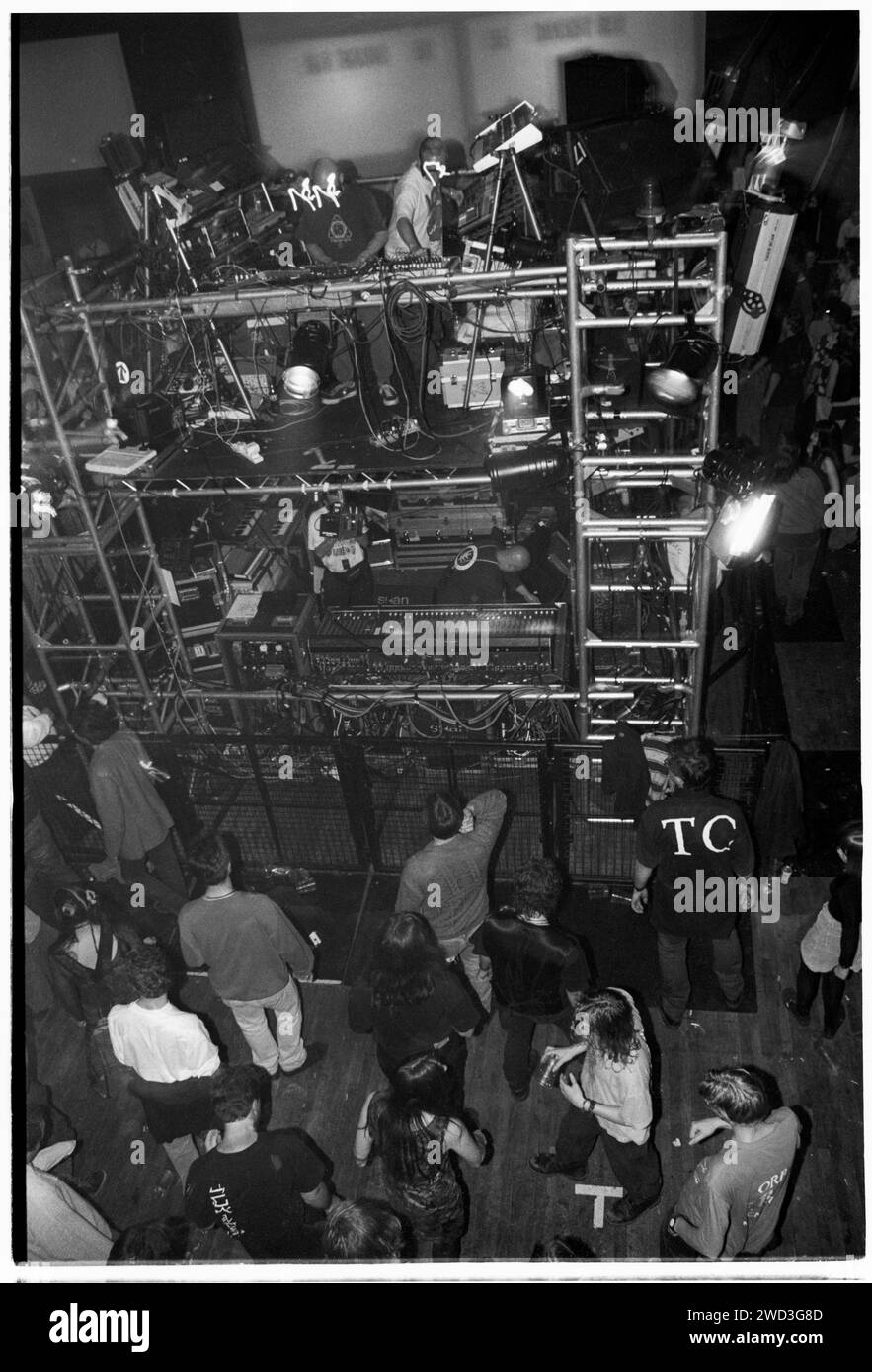 Scaffold band Black and White Stock Photos & Images - Alamy