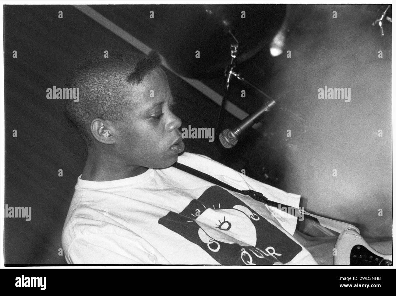 Debbie Smith the bass player of Curve playing live at Bristol ...