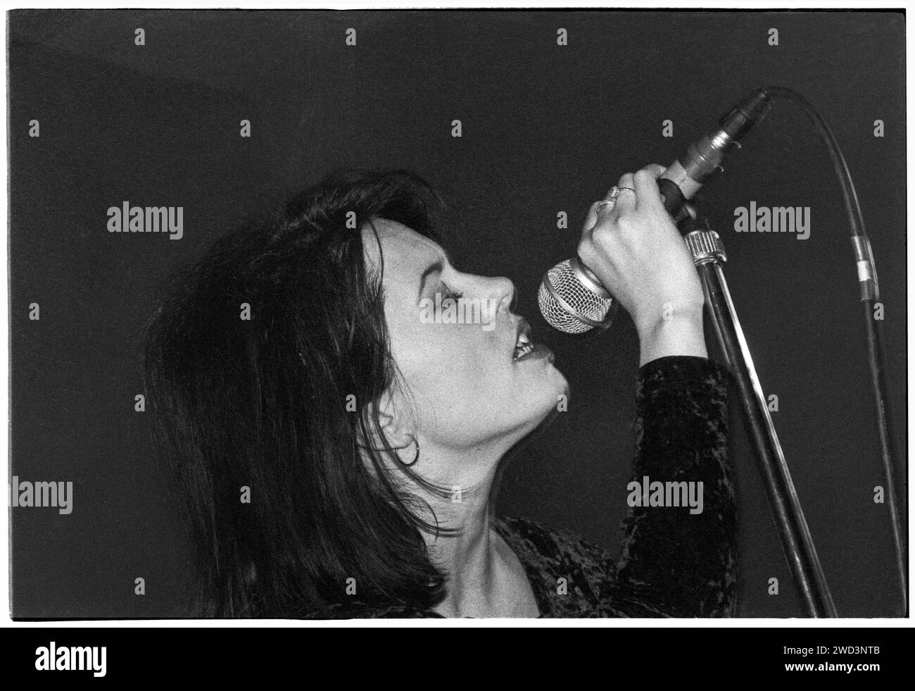 Toni Halliday of Curve playing live at Bristol University Anson Rooms ...