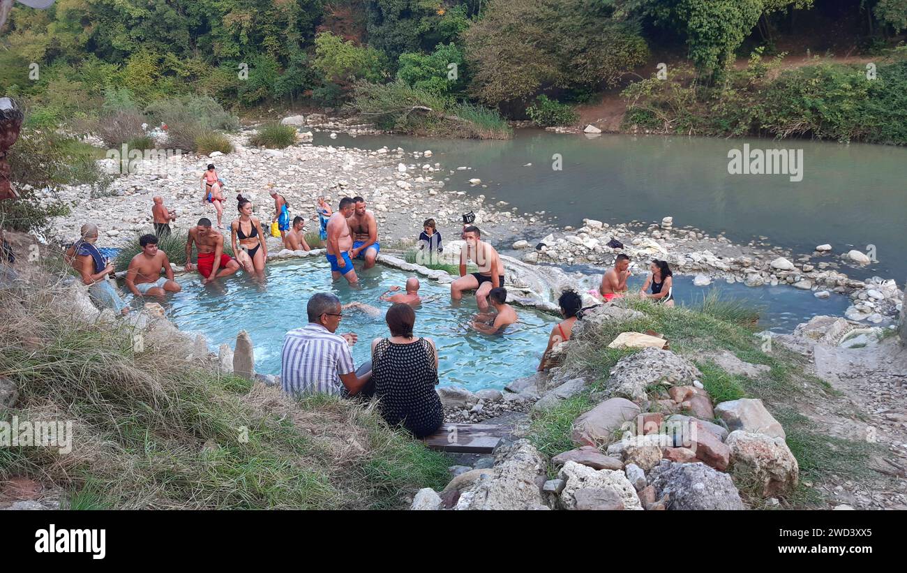 Italienische heiße quellen hi-res stock photography and images - Alamy