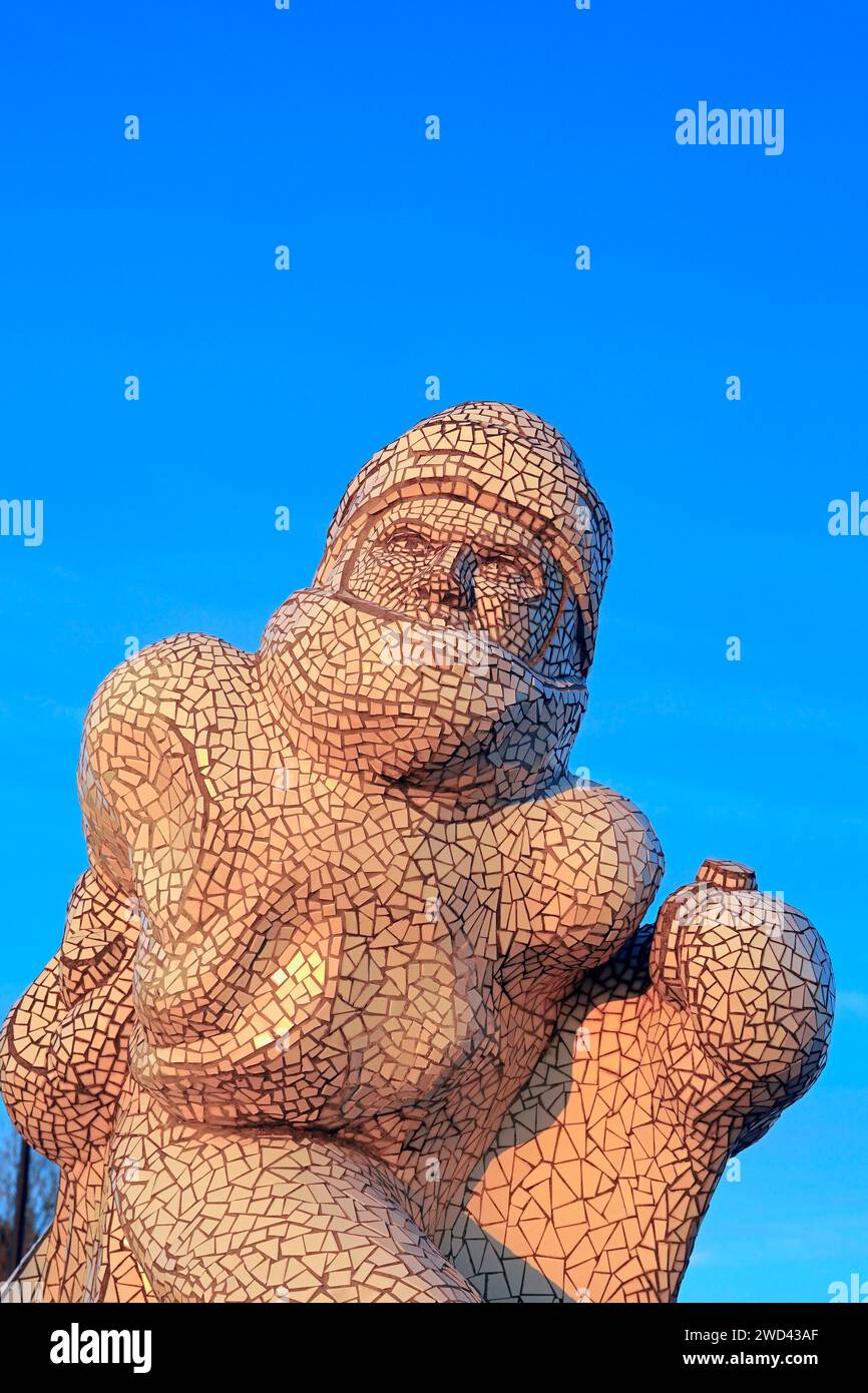 Captain Scott expedition to the Antarctic memorial artwork at Cardiff ...