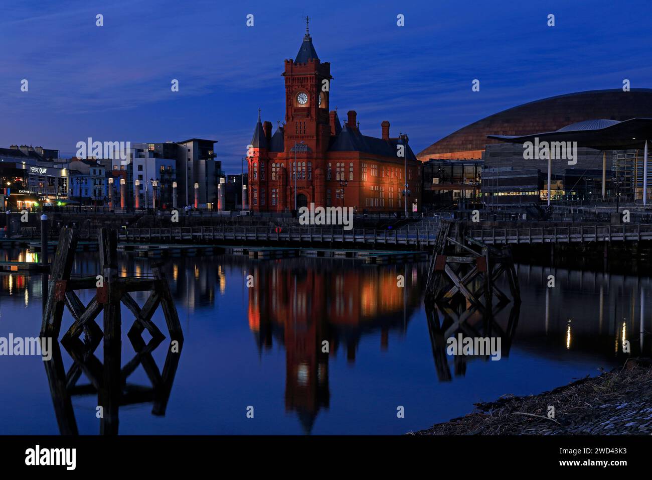 The Pierhead Building, Senedd Building and Millennium centre, Mermaid ...