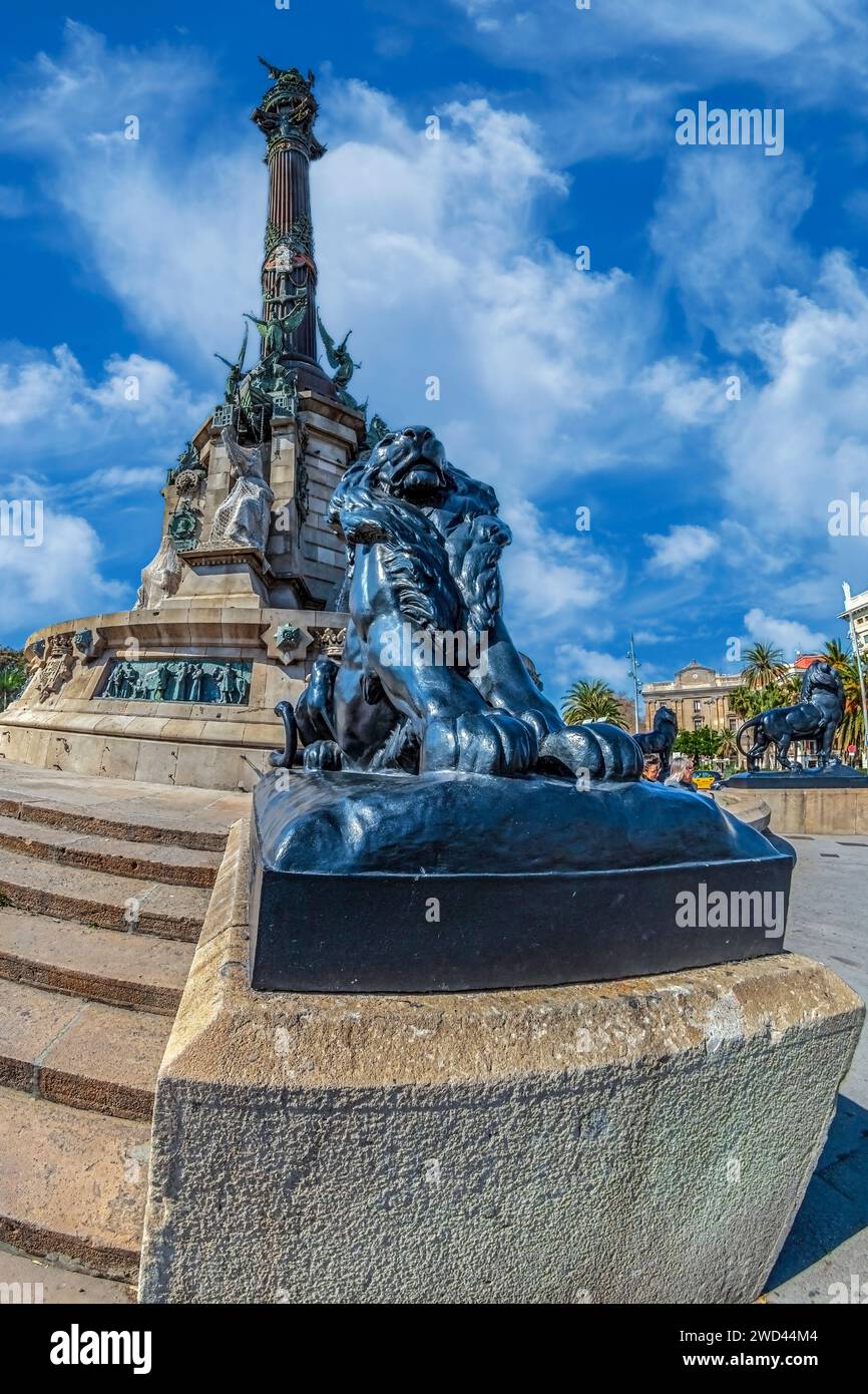 The Columbus Monument, with 60 m (197 ft) tall, at the lower end of La ...