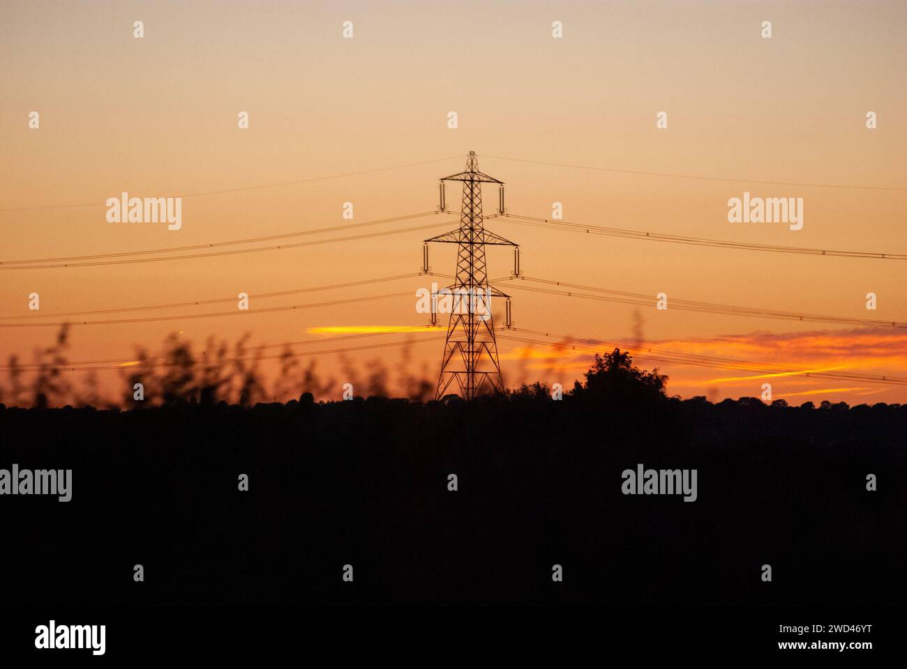 Abstract view electricity pylon hi-res stock photography and images - Alamy