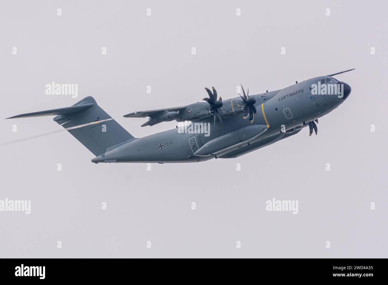 Luftwaffe A400M-180 Atlas airbus (Number 54 28) European four-engine turboprop military ...