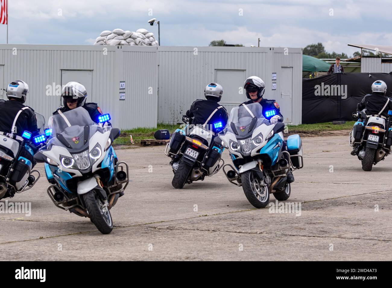 BMW R1200RT - Czech Police (městská policie ČR) Motor traffic cops on a ...