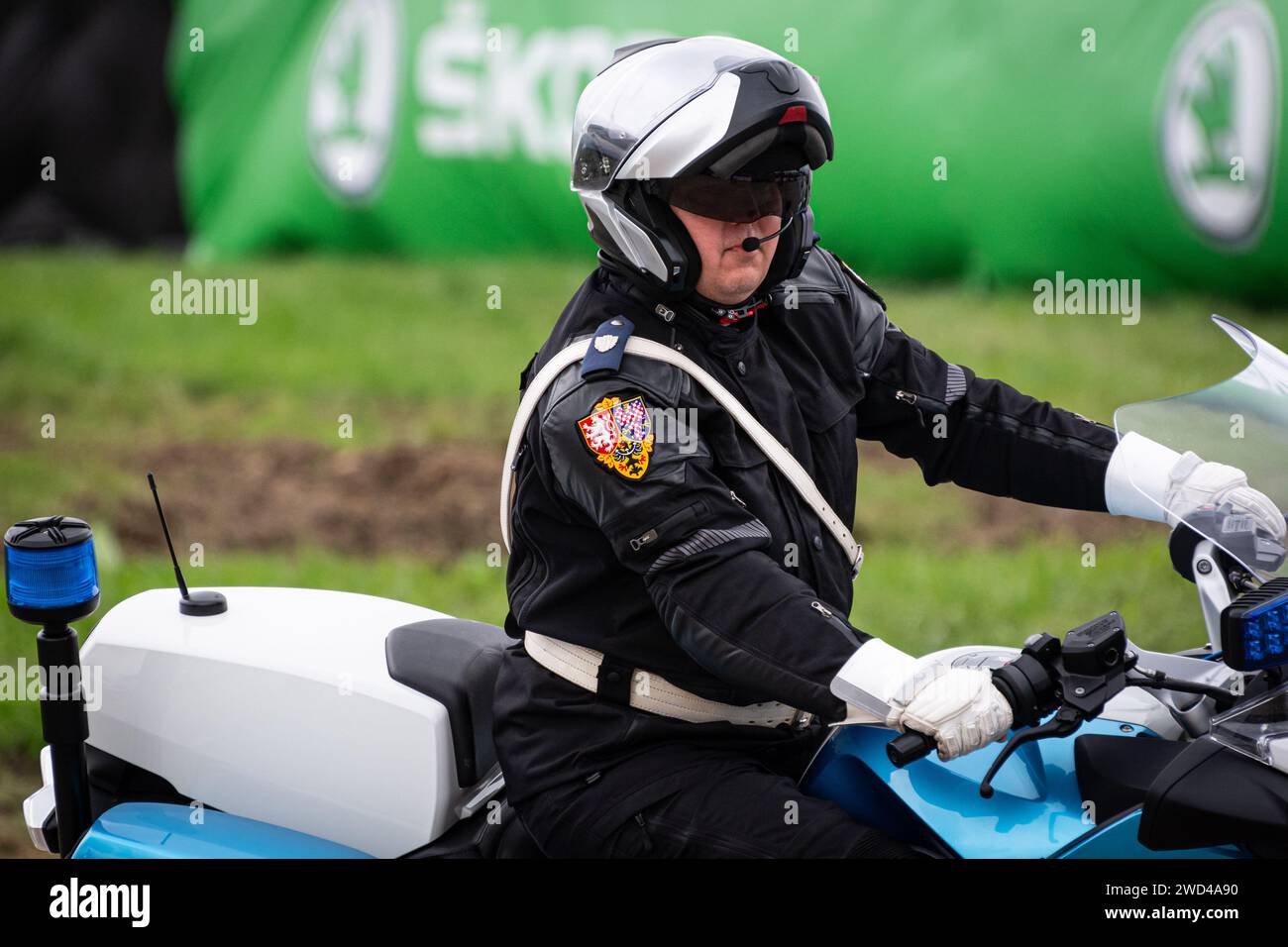 BMW R1200RT - Czech Police (městská policie ČR) Motor traffic cops on a ...