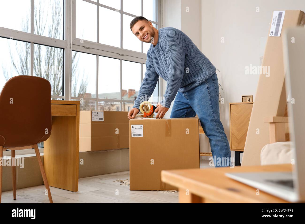 Receiver packing hi-res stock photography and images - Alamy