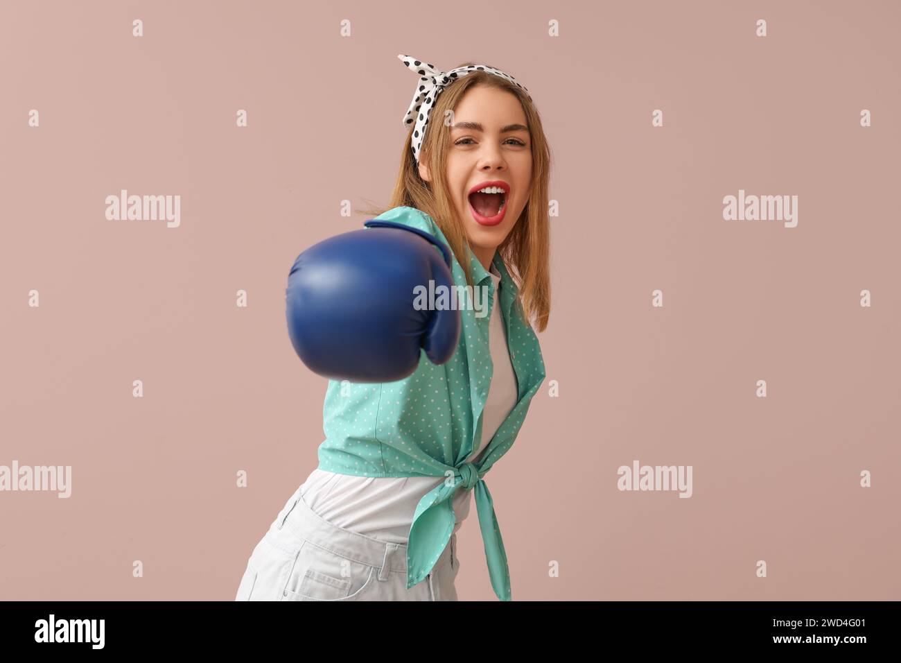 Vintage female boxer hi-res stock photography and images - Alamy