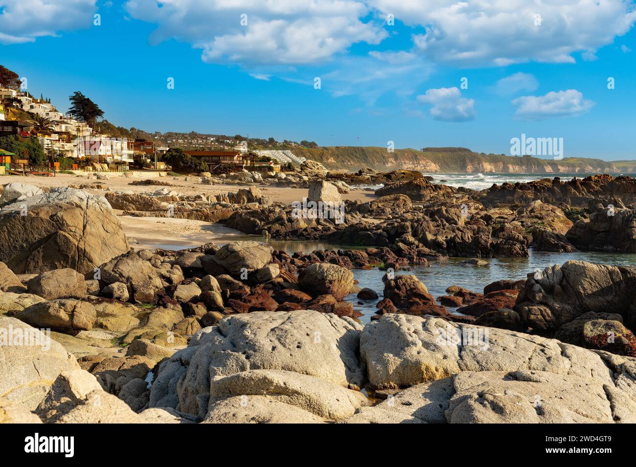 Panoramic view of the beach resort town of Maitencillo, V Region, Chile ...