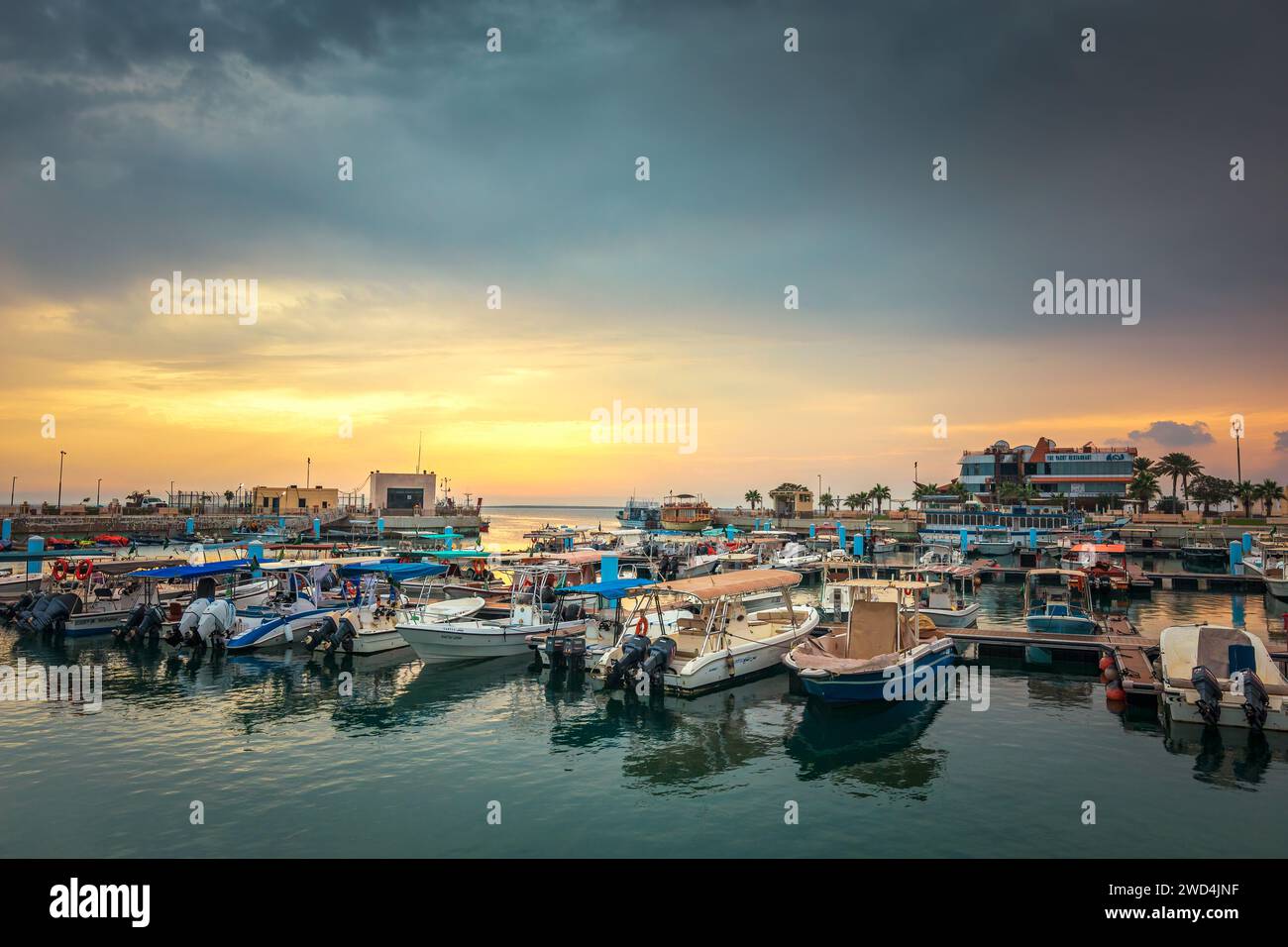 Golden Hour Harbor: Capturing the Tranquil Beauty of Sunrise in ...