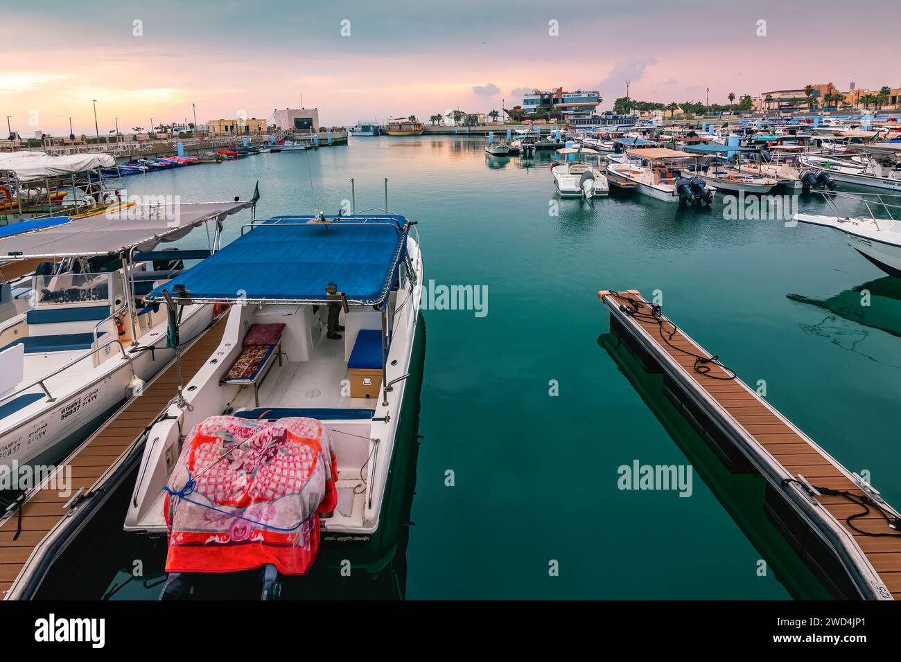Golden Hour Harbor: Capturing the Tranquil Beauty of Sunrise in ...